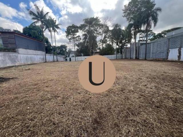 Terreno Plano na Zona ZER 1 Jardim Paulistano, com 1575 m² e uma destratada de 34,50 m