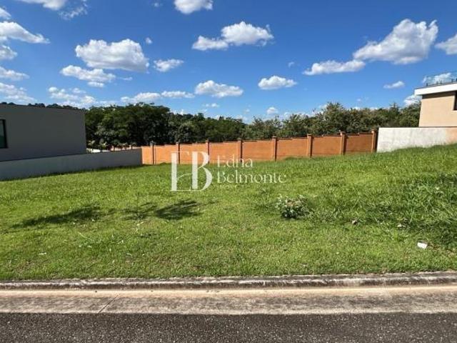 Terreno Plano no Condomínio Alphaville Jundiai com 536m² em Jundiaí SP