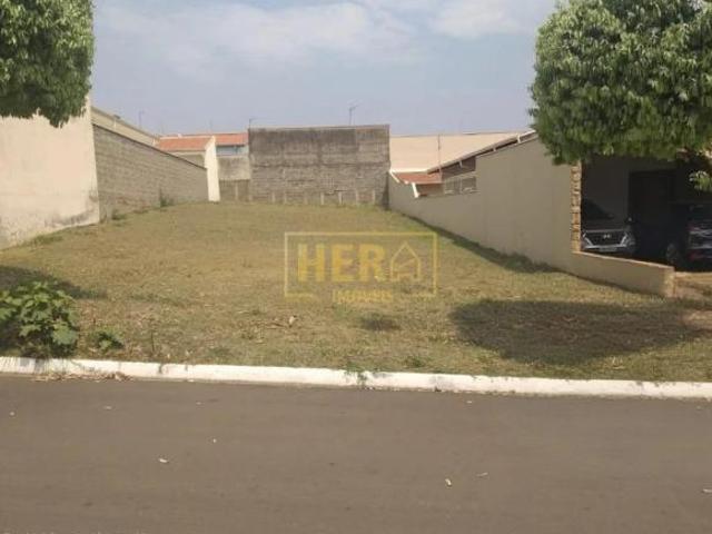 Terreno Plano no Condomínio Terras de Santa Olivia 403m2
