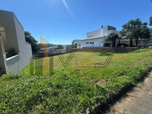 Terreno plano à venda no Condomínio Terras de Santa Teresa em Itupeva/Vinhedo SP