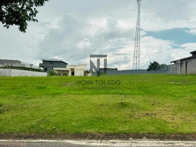 Terreno Plano à Venda no Condomínio Colinas do Paratehy Sul Oportunidade Única!