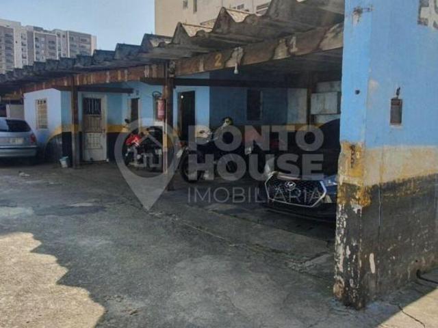 Terreno plano à venda na Saúde, a 290 metros da estação Saúde