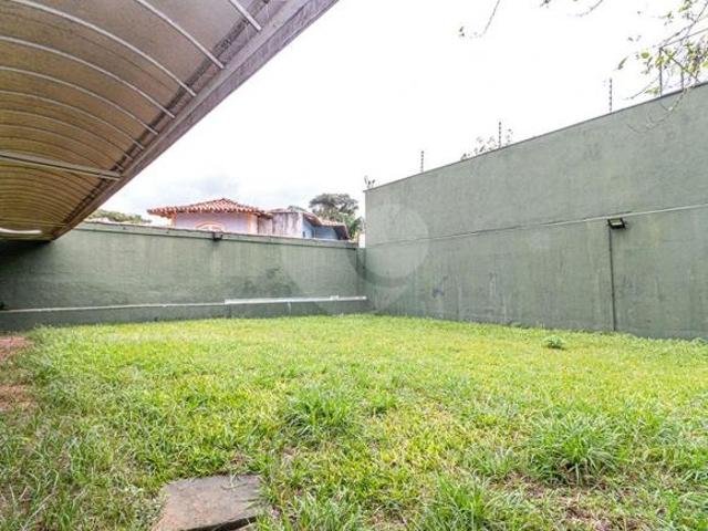 Terreno plano com 586m em Vila Madalena