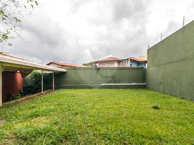 Terreno plano com 586m em Vila Madalena
