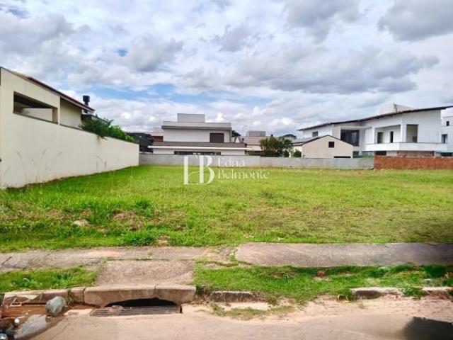 TERRENO PLANO COM 600m2 NO CONDOMÍNIO RESERVA MARAJOARA JUNDIAÍ/SP