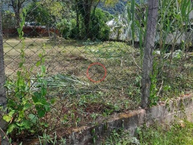 TERRENO PLANO COM 800 METROS A VENDA EM BOISSUCANGA, EXCELENTE LOCALIZAÇÃO