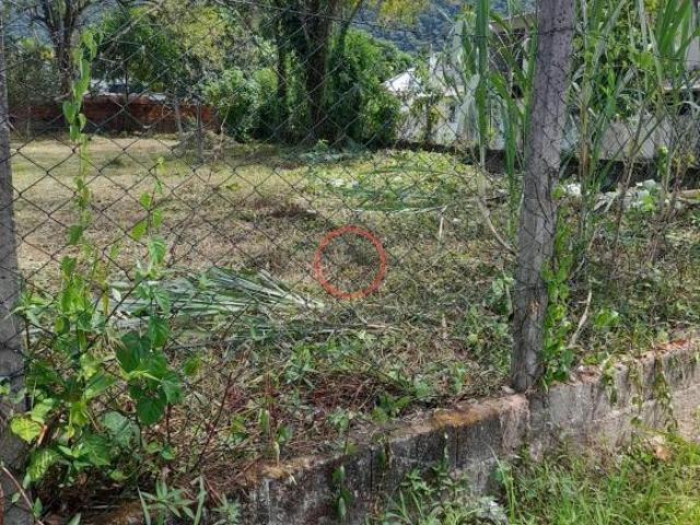 TERRENO PLANO COM 800 METROS A VENDA EM BOISSUCANGA, EXCELENTE LOCALIZAÇÃO