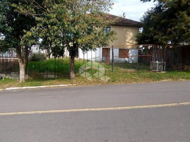 Terreno plano, com 371m2