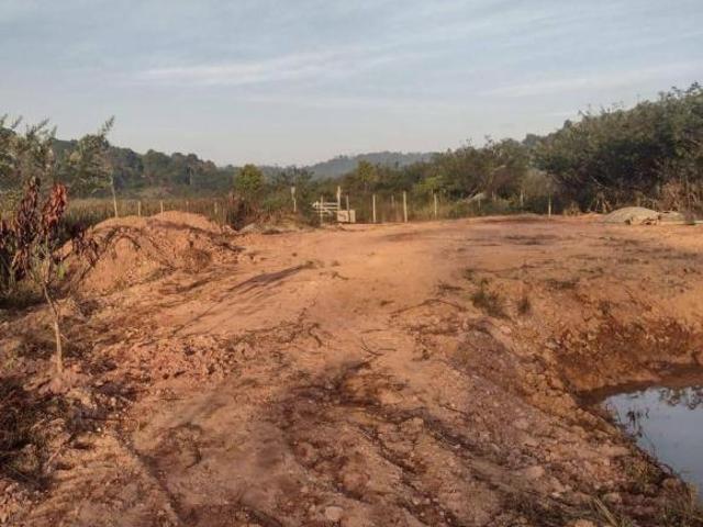Terreno Plano com Lago à venda, 1400 m² por R$ 70.000 Dias Tavares Juiz de Fora/MG