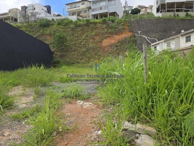 Terreno plano Comercial / Industrial com 825 m2 Bairro São Pedro com 15 metros de frente Parcela d