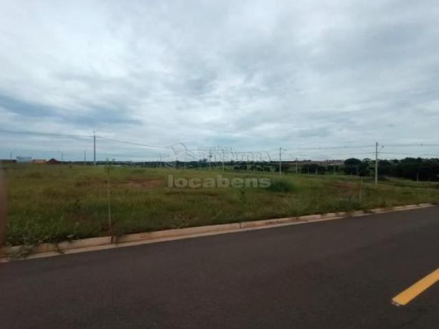 Terreno plano de 253m² no Complexo Eplenum