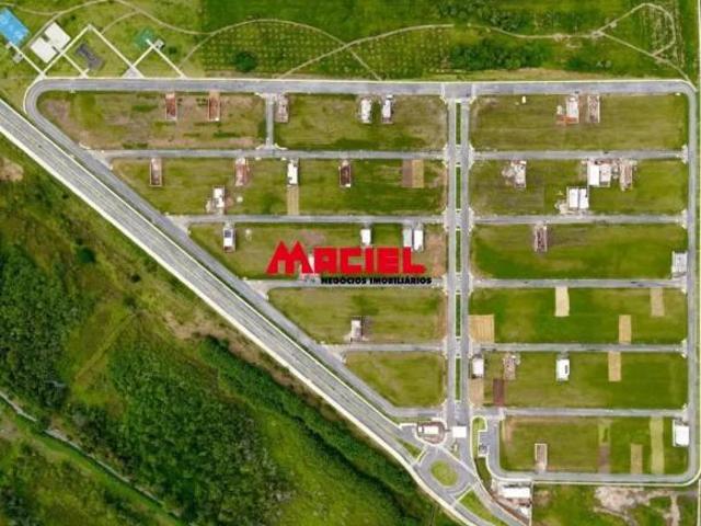 Terreno Plano de 250m² no Condomínio VEREDA DOS CAMPOS