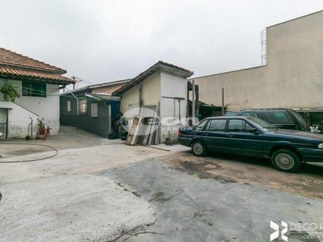 Amplo Terreno de 900m² Excelente Oportunidade Residencial no Demarchi