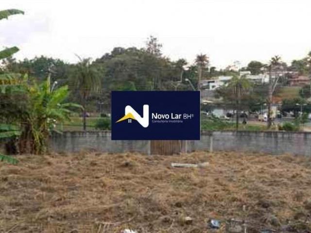 Terreno plano e bem localizado, 3.900m² à venda no bairro Copacabana