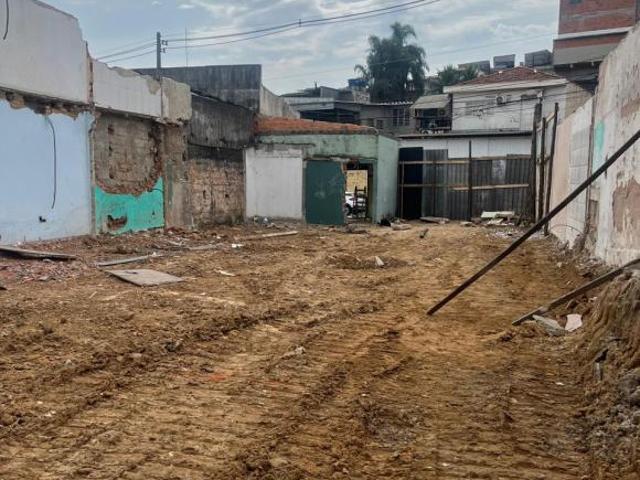 BAIRRO DO PORTÃO TERRENO EM CONDOMINIO FECHADO
