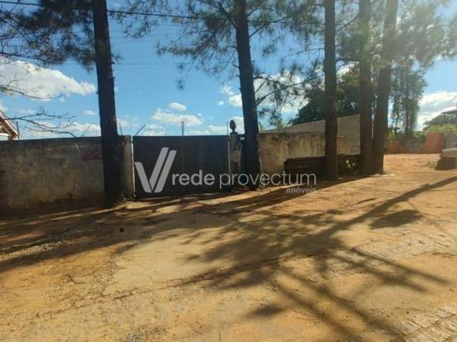 Terreno plano em condominio com excelente localização
