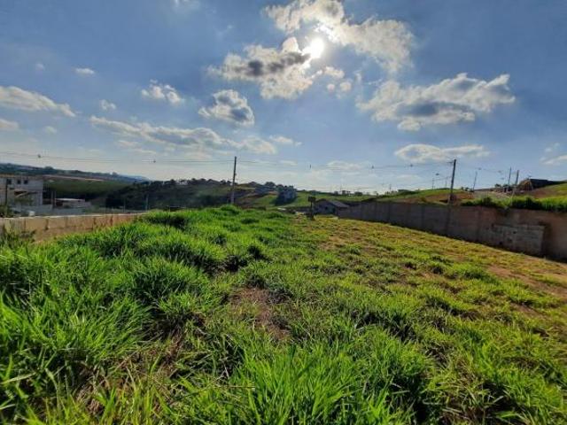 Terreno plano em condomínio Atibaia