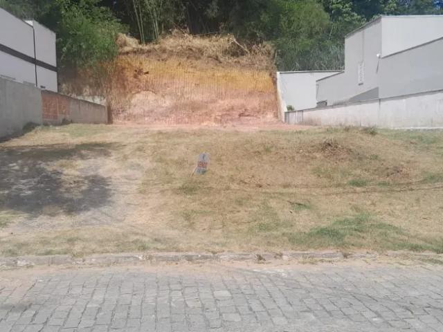 Terreno Plano em Condomínio Fecha em Várzea das Moças Niterói RJ