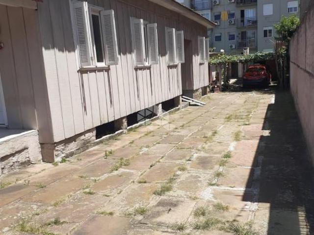 Terreno Plano em excelente localização na Doutor Barcelos