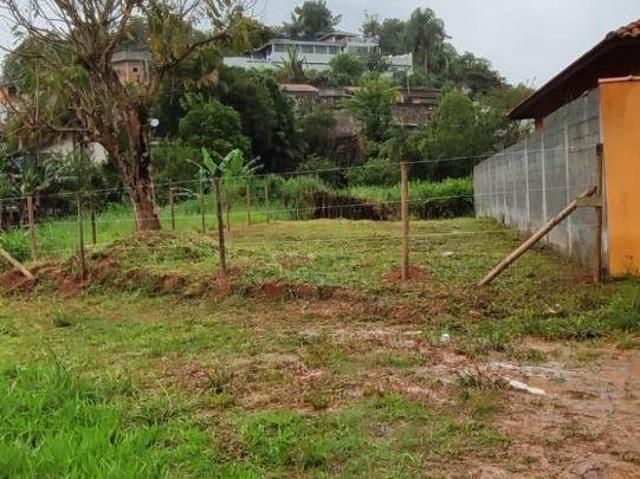 Terreno plano em São Lourenço da Serra SP