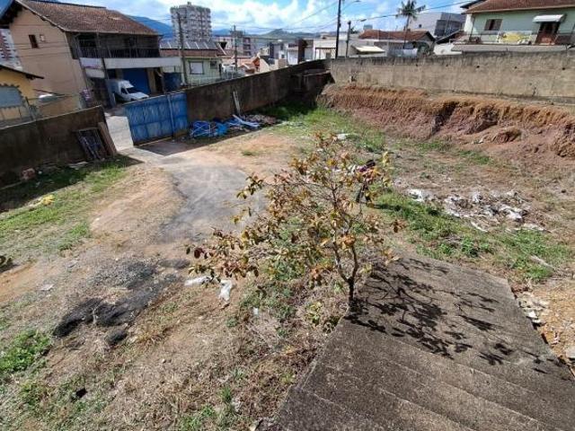 Terreno plano Jardim Country Club