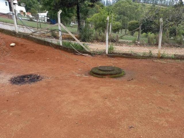Terreno plano para chácara com riacho nos fundos em Pinhalzinho SP