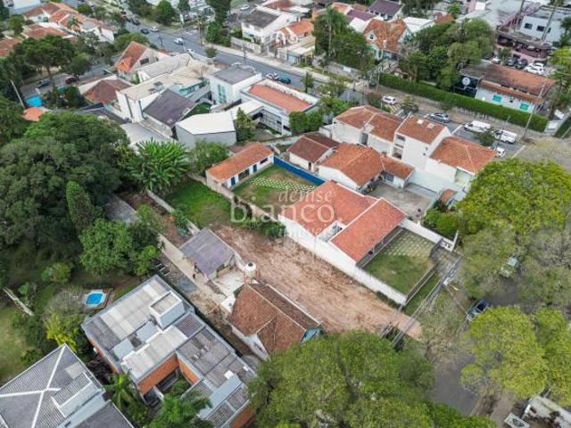 Terreno plano, ZR3, 571m², testada 12 metros, Merc