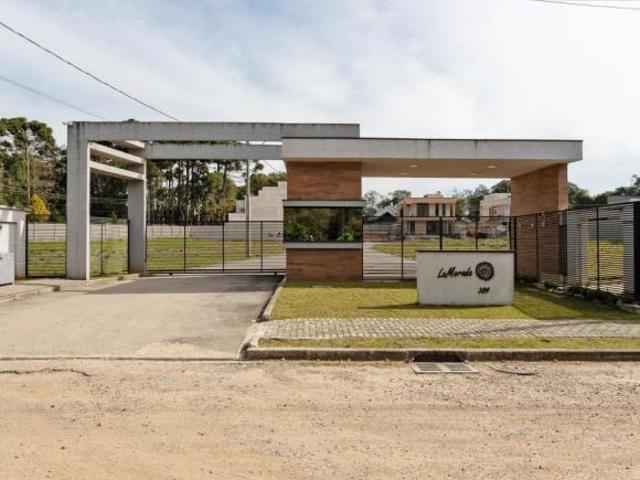 TERRENO PLANO 150,53 METROS ÚTEIS 7,50 m x 20,10 m UMBARÁ