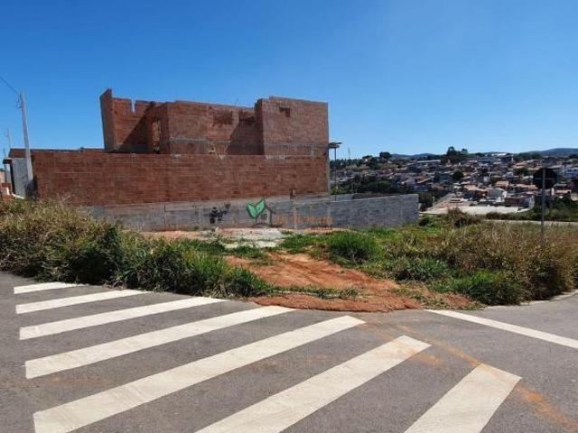 Terreno plano 274m² esquina Parque Petrópolis Várzea Paulista/SP