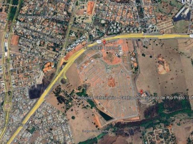 TERRENO PLAINO * EXCELENTE CONDOMÍNIO