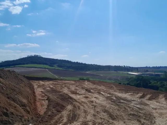 Terreno Próximo ao Animalia Park — Cotia te Espera!