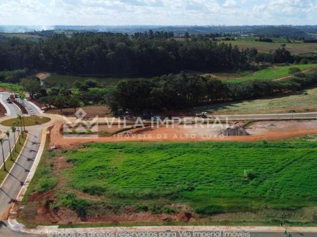 Terreno Privilegiado à venda no Residencial Fazenda da Grama
