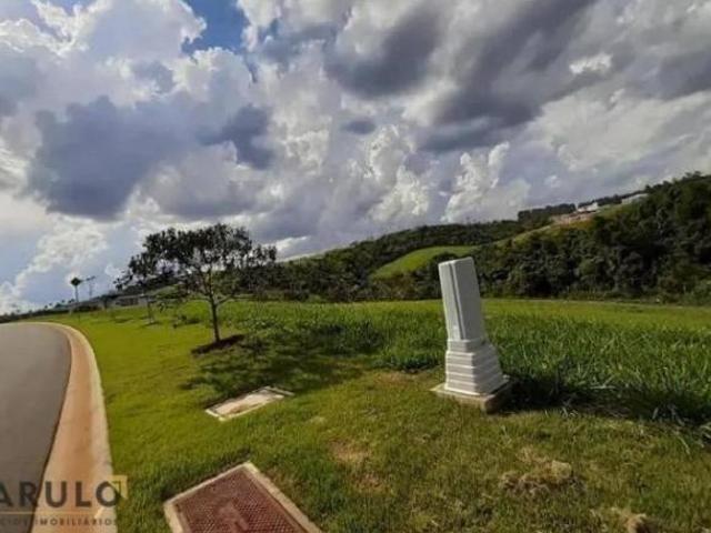 Terreno privilegiado à venda, fundo para a mata presernada, 10083 m² por R$ 8.90