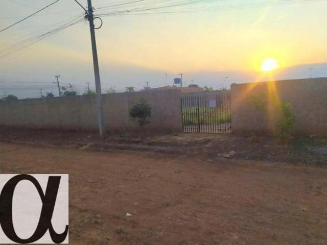 TERRENO PRONTO PARA CONSTRUIR