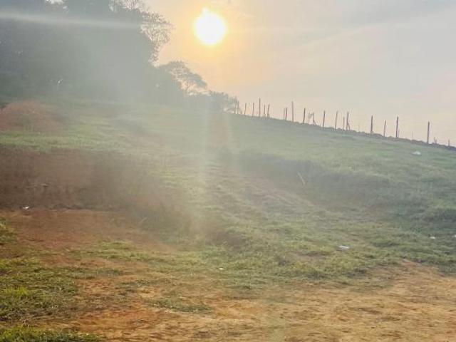 Terreno pronto para construir Itararé/ Mombaça Sp, 10x30 pagamento facilitado