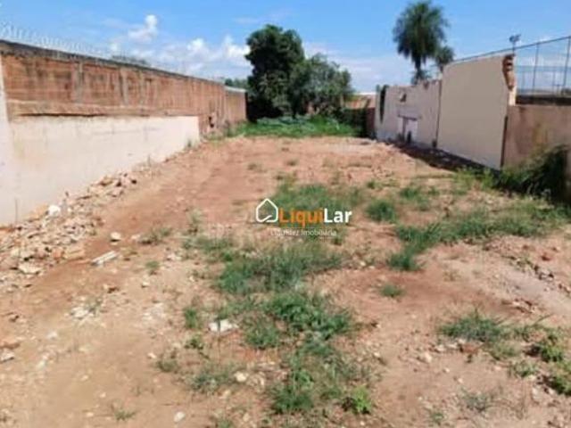 Terreno pronto para construir, na Rua Brilhante