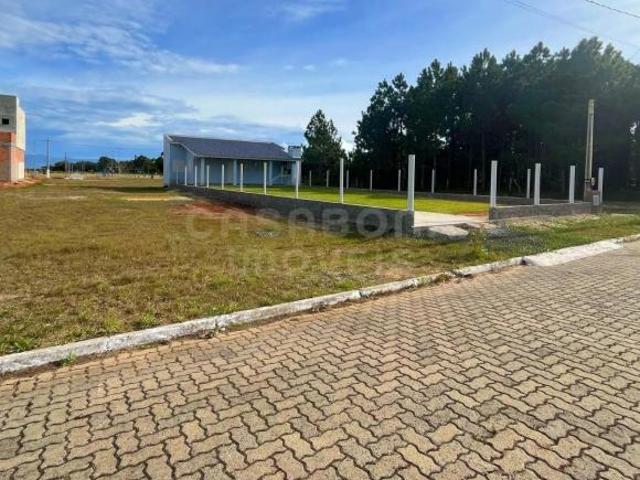 Terreno pronto para construir no Bom Jesus – 400m do mar!