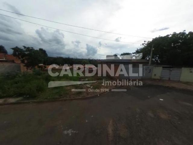 Terreno pronto para ser construído uma linda casa localizada no bairro Cidade Aracy