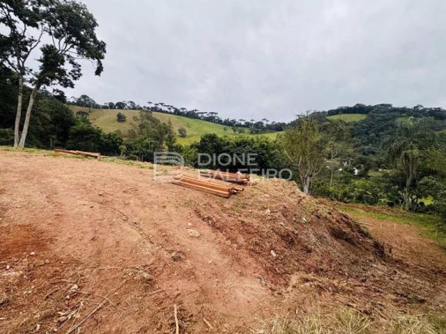 Terreno proximo ao centro com ótima topografia