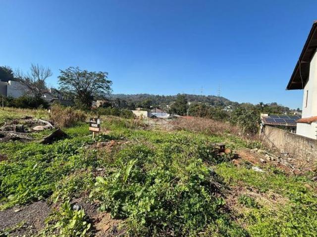 TERRENO PRÓXIMO AO CENTRO