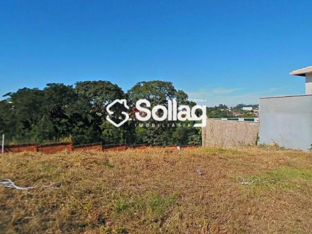 Terreno residêncial no condomínio Bosque dos Cambaras com acesso pela cidade de Vinhedo / SP