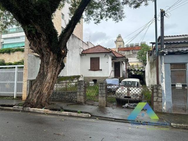 Terreno Residencial ou Comercial em Praça da Árvore, São Paulo/SP