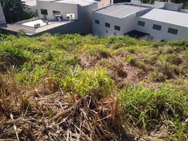 Terreno residencial ou comercial em região nobre de Valinhos
