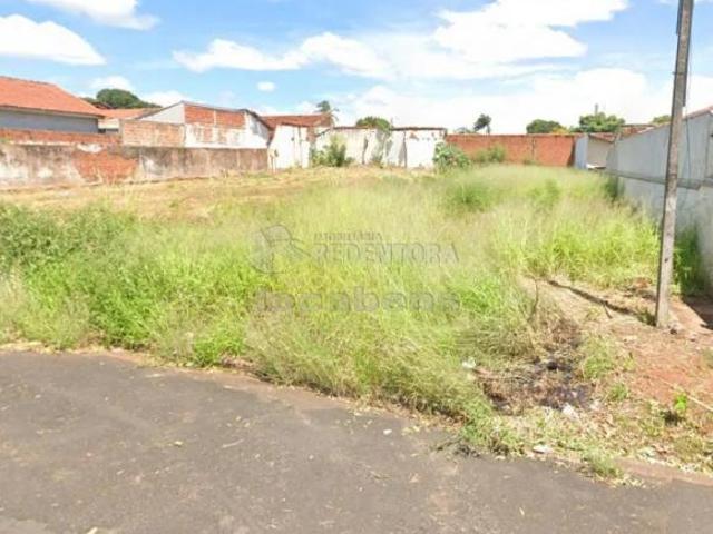 Terreno residencial ou comercial localizao no Jardim Itapema