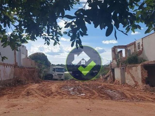Terreno à venda, 675 m² por R$ 742.000,00 Centro Agudos/SP