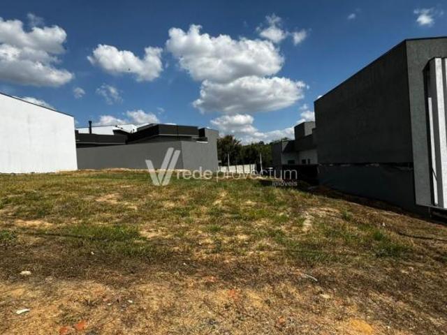 Terreno residencial à venda no bairro Jardim Laguna