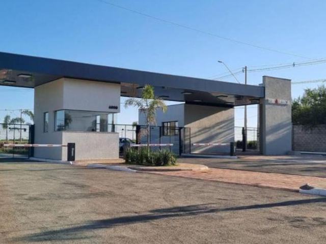 Terreno Residencial à Venda no Residencial Terramerica em Santa Bárbara d&apos Oeste com 180m²