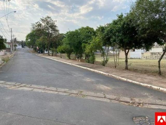 Terreno Residencial à Venda na Vila Linópolis de Santa Bárbara d&apos Oeste