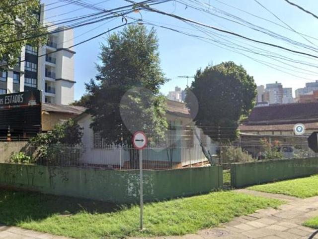 Terreno Residencial Agua Verde Área Total: 315 m² ZR 4 de Esquina