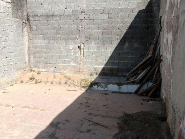 Terreno Residencial com 150 Metros